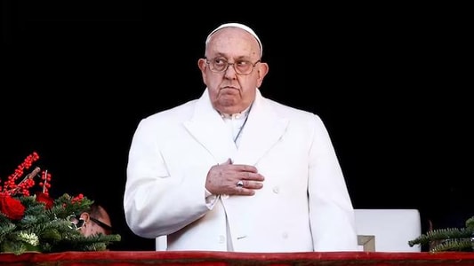 Pope Francis injures forearm after falling - MTV Lebanon