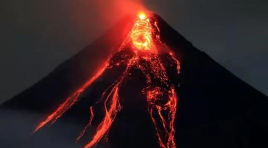 Indonesia's Merapi volcano erupts, spewing 'avalanche' of lava - MTV ...