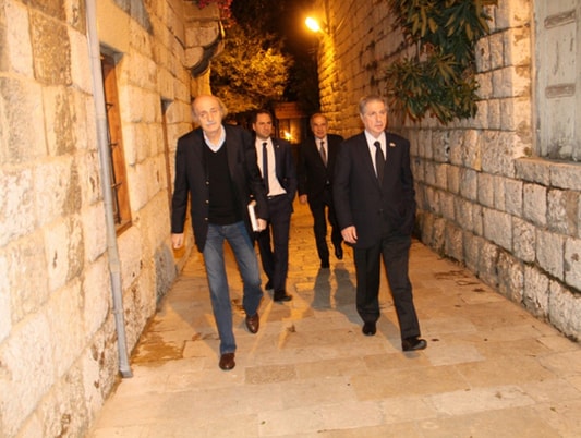 Jumblat Seeks Consensus, Heads to Bekfaya and Maarab - MTV Lebanon