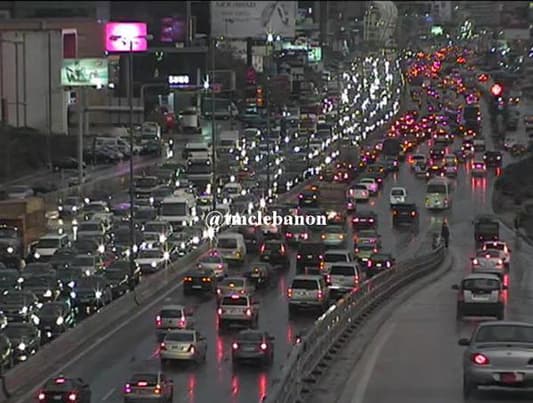 Traffic has come to a standstill on Dbayeh-Beirut highway - MTV Lebanon