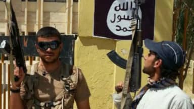 SITE: IS released a video of executing spies by drowning in a cage ...