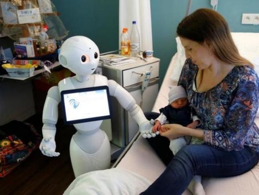 Robot Greets Patients at Hospital - MTV Lebanon