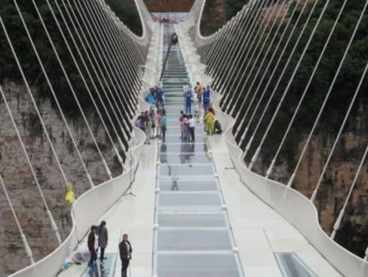China Set To Open Worlds Highest And Longest Glass Bridge Mtv Lebanon