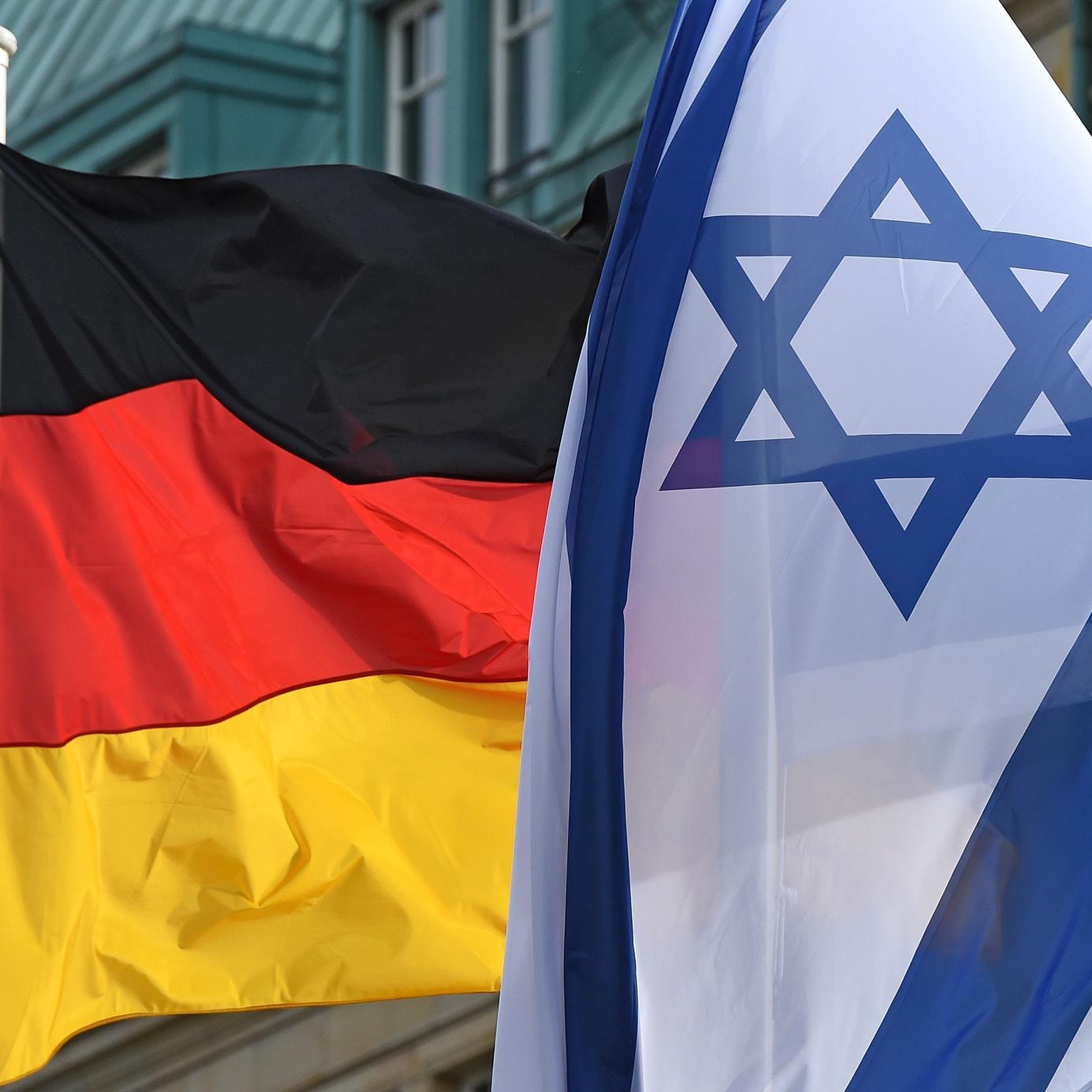 Berlin: Holocaust survivors in Israel get German payout to cope with ...
