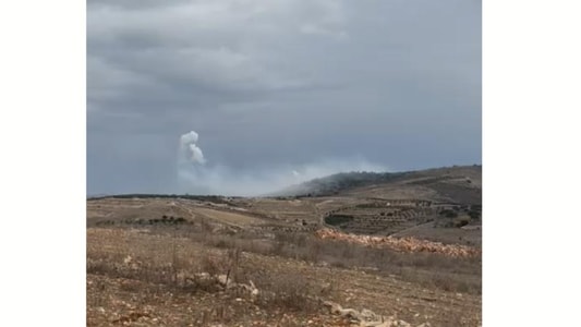 Watch: Phosphorus Bombs and Intense Shelling on Yaron - MTV Lebanon