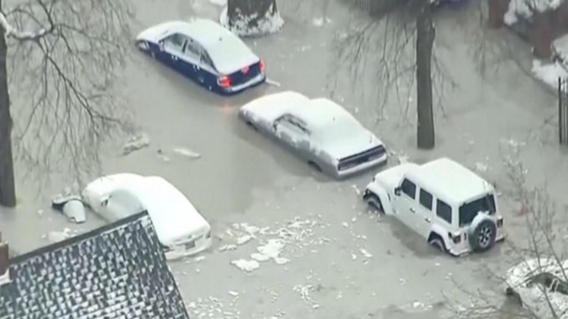 Burst pipe submerges parts of Detroit in icy water - MTV Lebanon