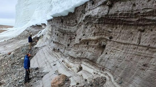 Meteorite Gouged Huge Greenland Crater 58 Million Years Ago, Study ...