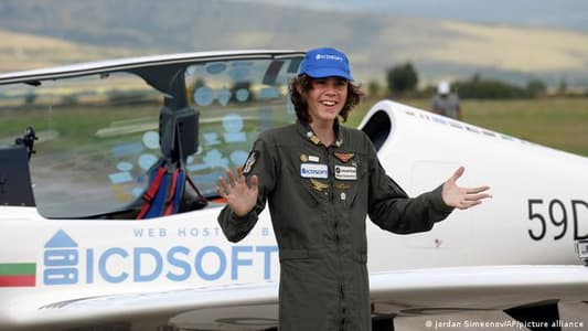British-Belgian Pilot, 17, Becomes Youngest to Fly Around the World ...