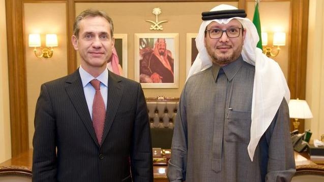 Saudi Ambassador welcomes newly appointed Turkish Ambassador to Lebanon ...