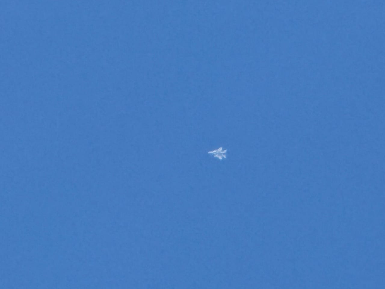 Israeli fighter jets are flying at low altitude over the Bekaa - MTV ...