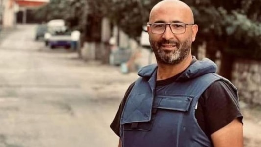 The body of the martyr, photographer Rabih Maamari, arrived to Ghobeiry ...