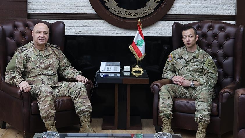Army Commander , US General discuss coordination in southern Lebanon ...
