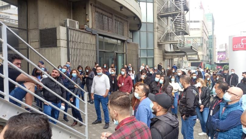Alfa, Touch employees go on open-ended strike - MTV Lebanon