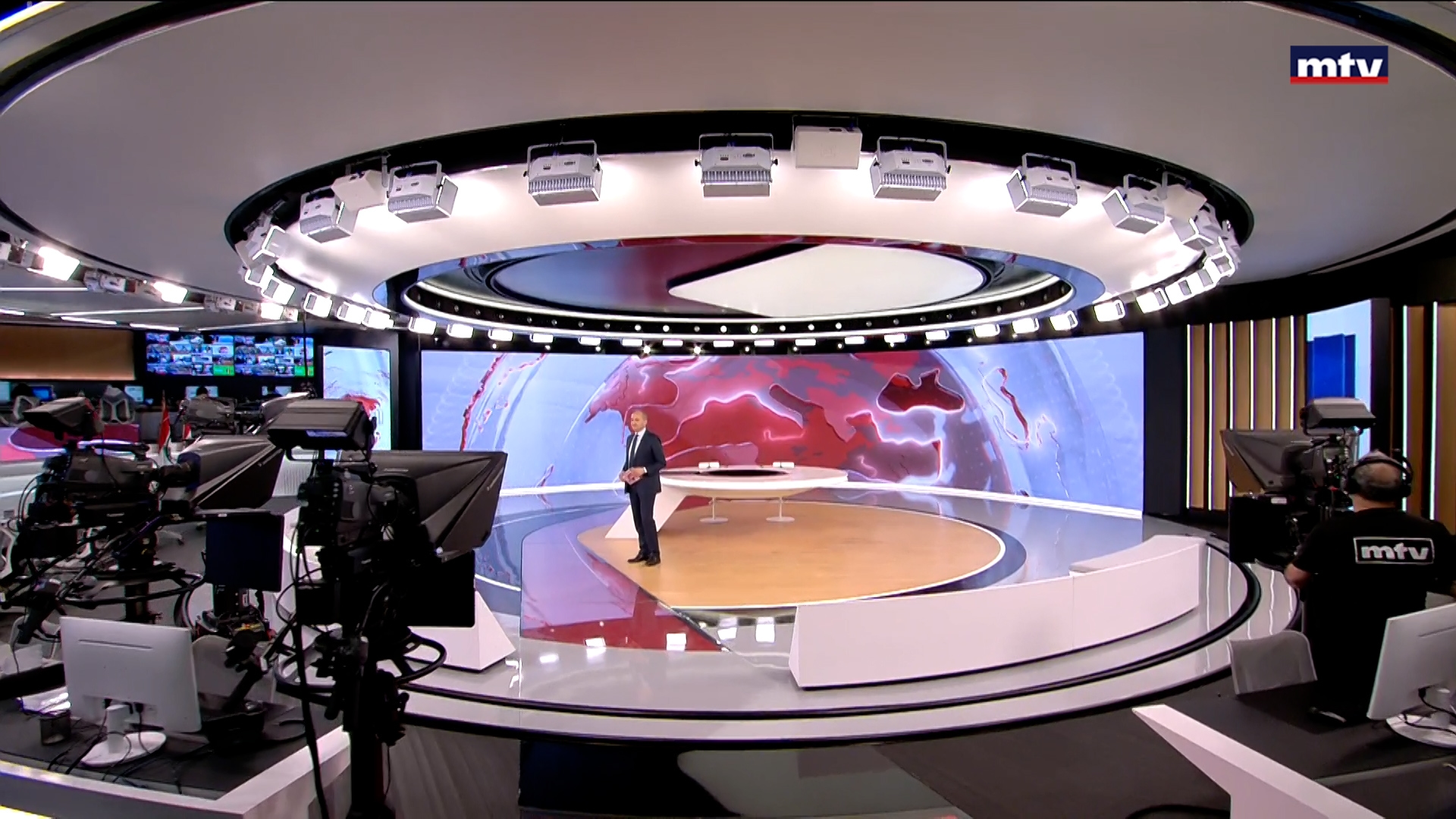 Program - نشرة المساء - 2010 - 10 نيسان 2025 - MTV Lebanon