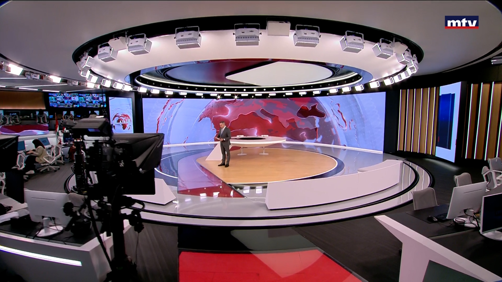 Program - نشرة المساء - 2010 - 25 نيسان 2025 - MTV Lebanon